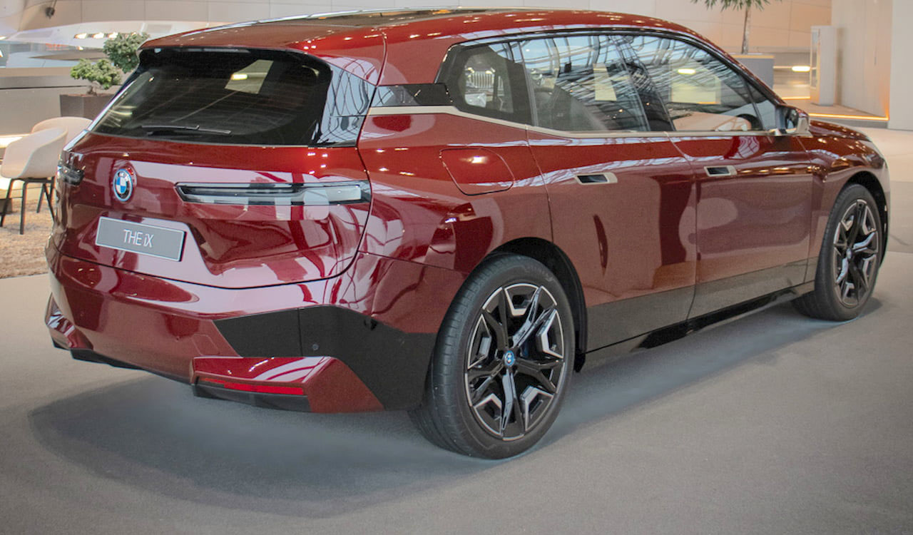 Bagasjeromsmatte BMW iX (I20) 2021 -> │ Genuine® Boot Liner | Geparden.no