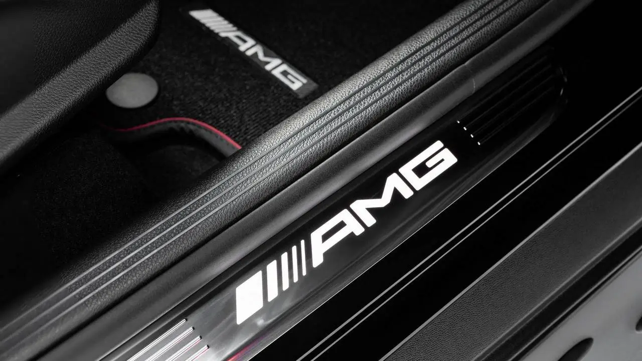 Dørlister foran Mercedes-Benz AMG for LED lighting Black Edition ...