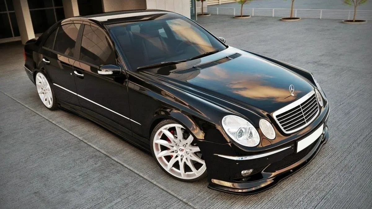 Frontspoiler Mercedes-Benz E (W211/S211) AMG 2002 - 2006 │ Glossy Black Edition | Geparden.no