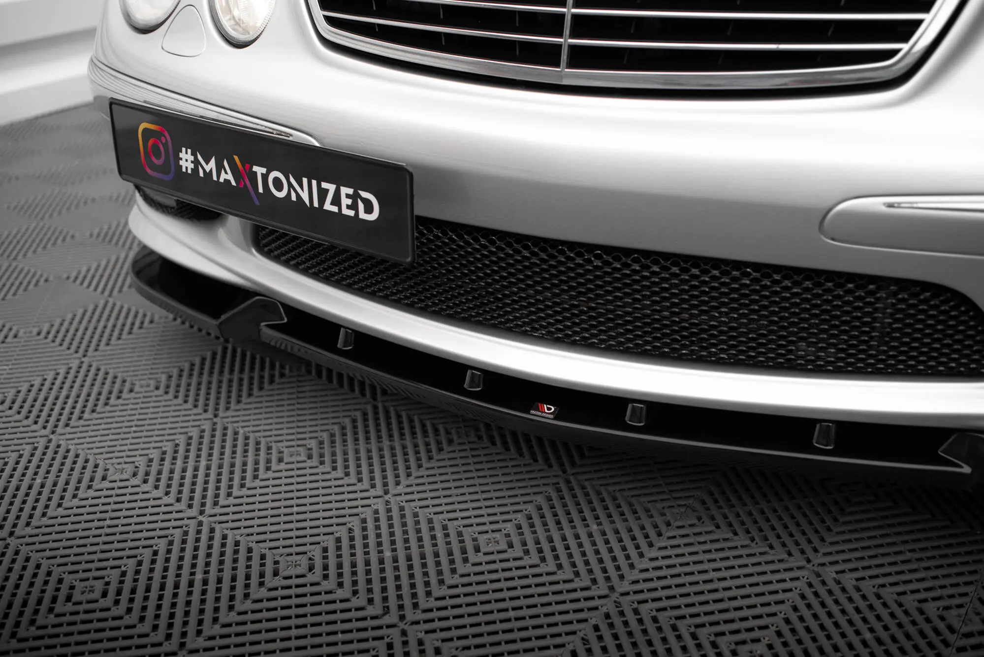 Frontspoiler Mercedes-Benz E55 AMG (W211 / S211) 2003 - 2006 | Glossy ...