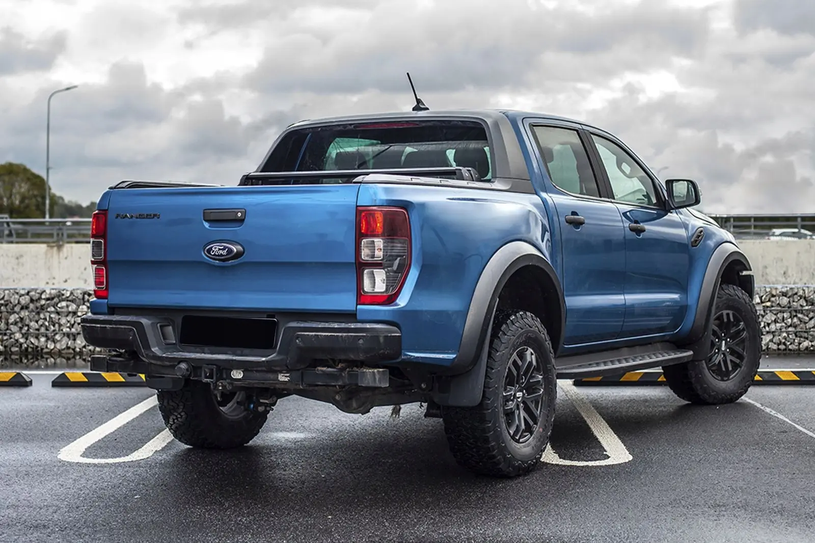 Stigtrinn Ford Ranger Raptor 2018 - 2022 | Geparden.no